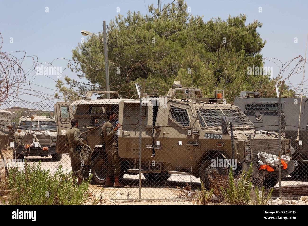 United nations military vehicles hi-res stock photography and images ...
