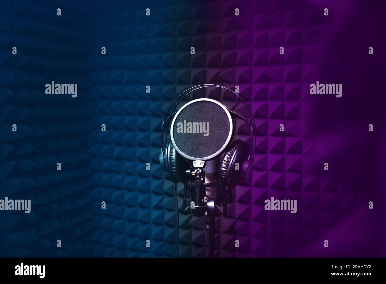 Microphone, headphones for singing, recording studio, black noise ...