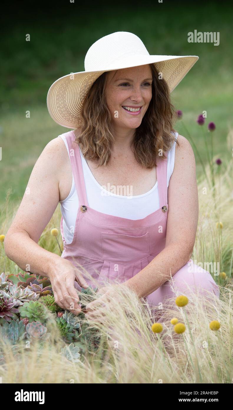 East Molesey, Surrey, UK. 3rd July, 2023. Volunteer Sally Ann ...