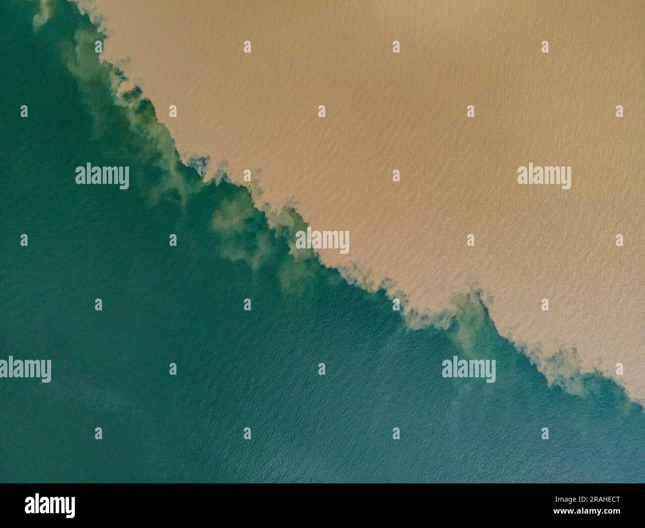 Aerial photo shows the scenery of a river in two colors in Nanning City ...