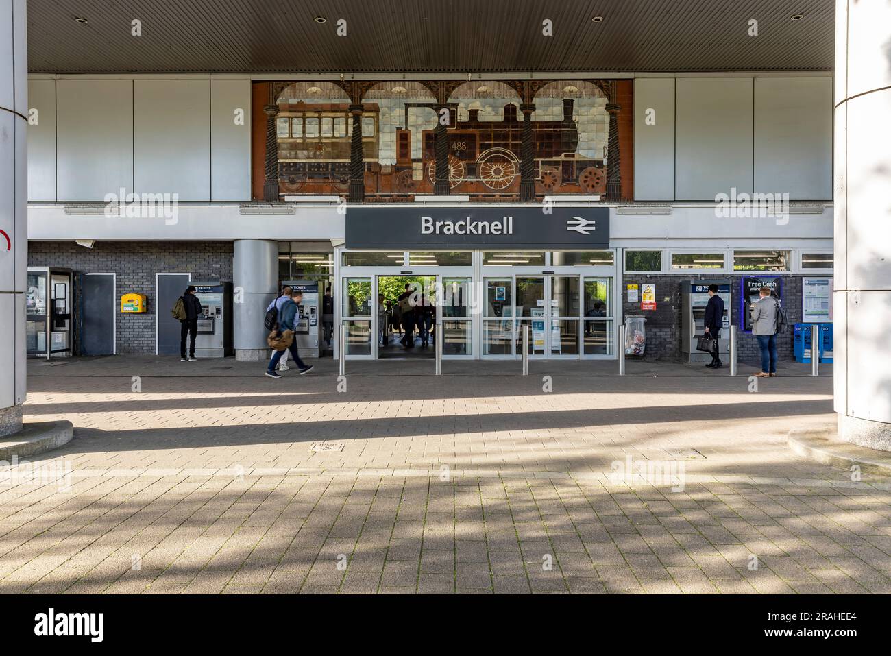 Bracknell, Berkshire, England, UK, Local Area Photography Stock Photo ...