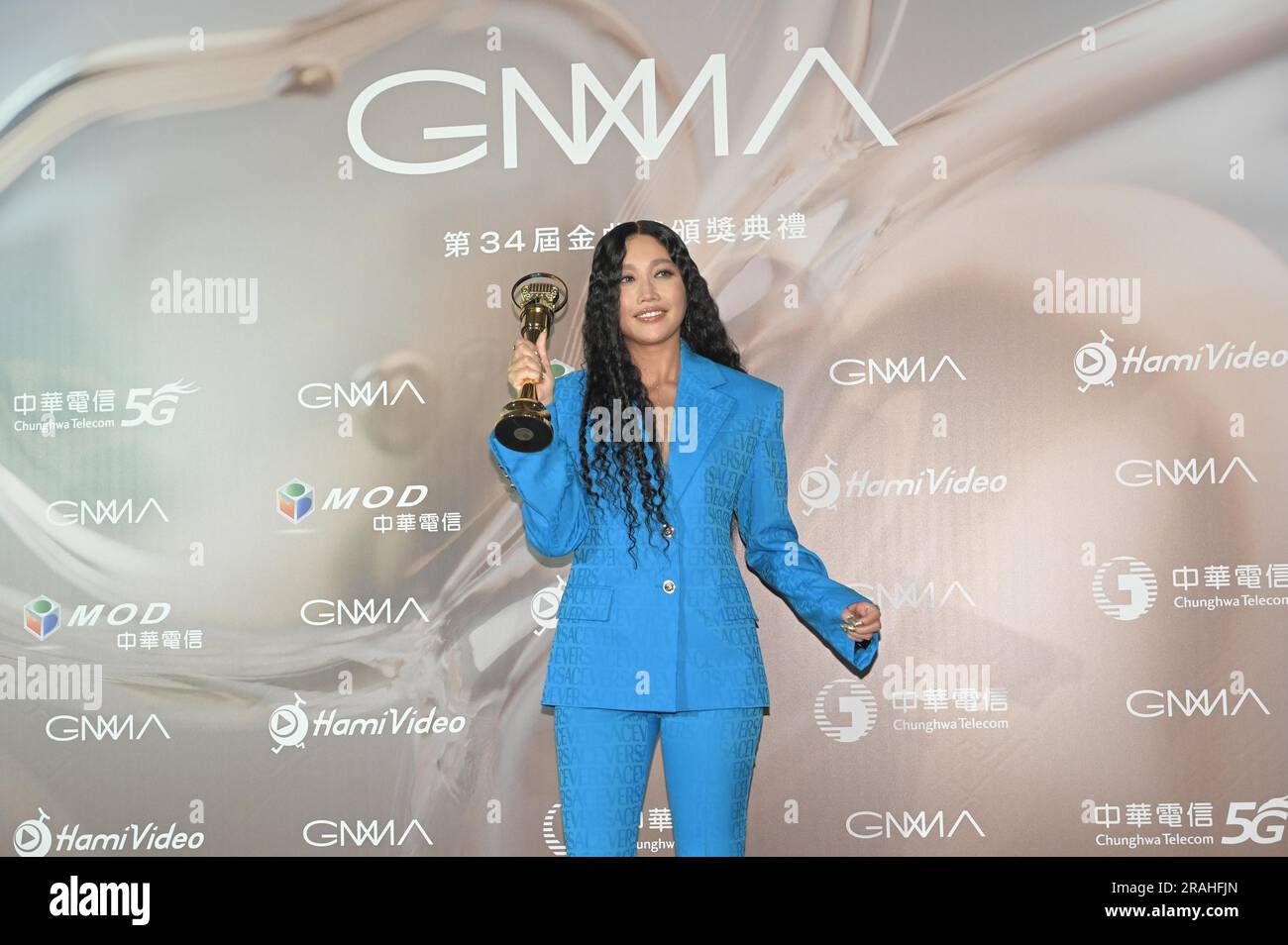 Taiwanese aboriginal singer and songwriter A-Lin wins the 34th Golden ...