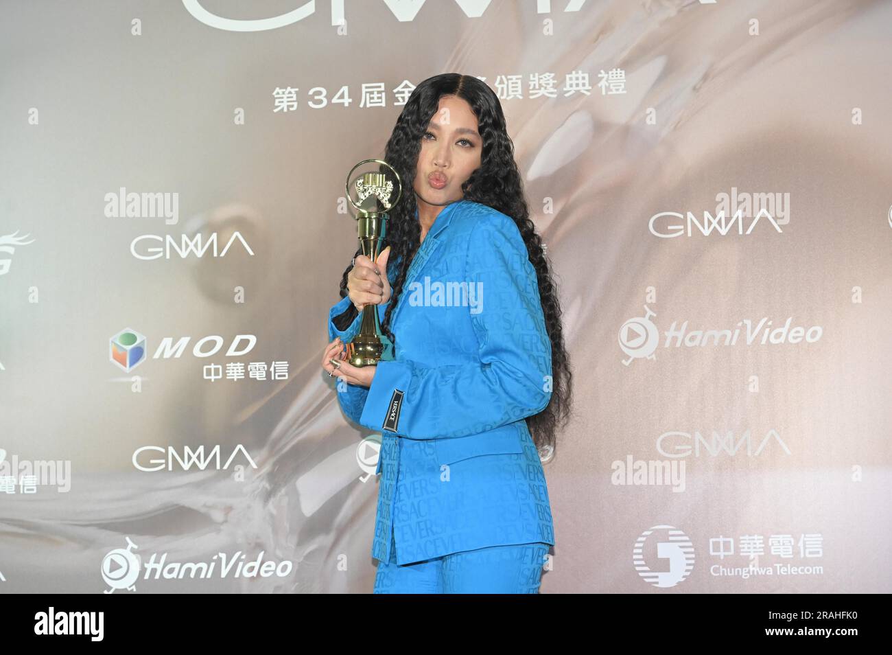 Taiwanese aboriginal singer and songwriter A-Lin wins the 34th Golden ...