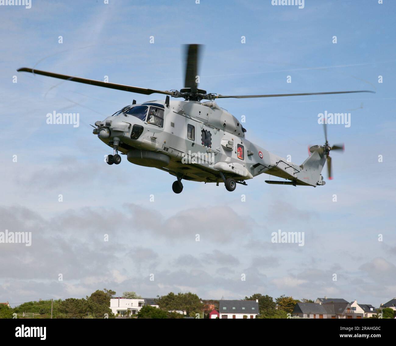 French military helicopter hi-res stock photography and images - Alamy
