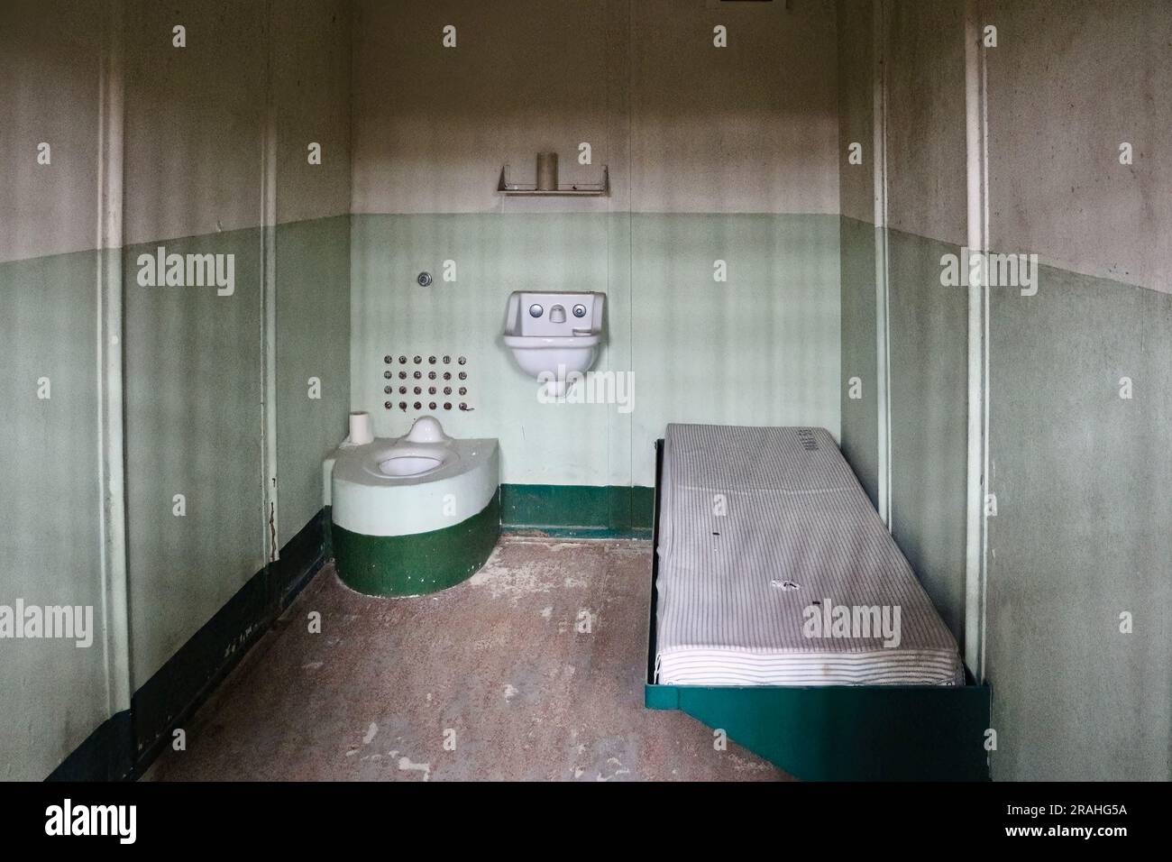 Interior of a prison cell Alcatraz Federal Penitentiary San Francisco ...