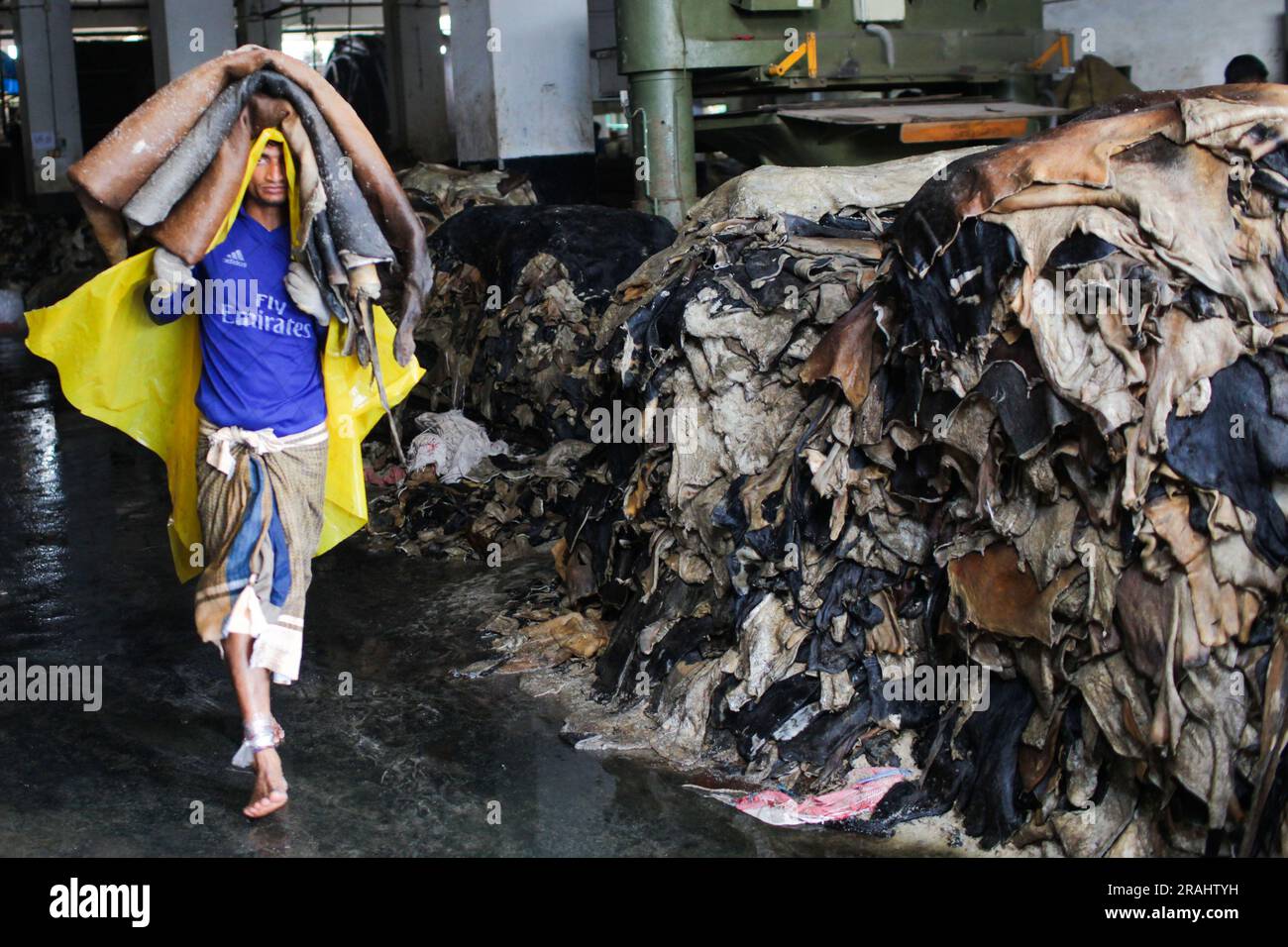 Dhaka, Dhaka, Bangladesh. 4th July, 2023. A labor working at a tannery ...
