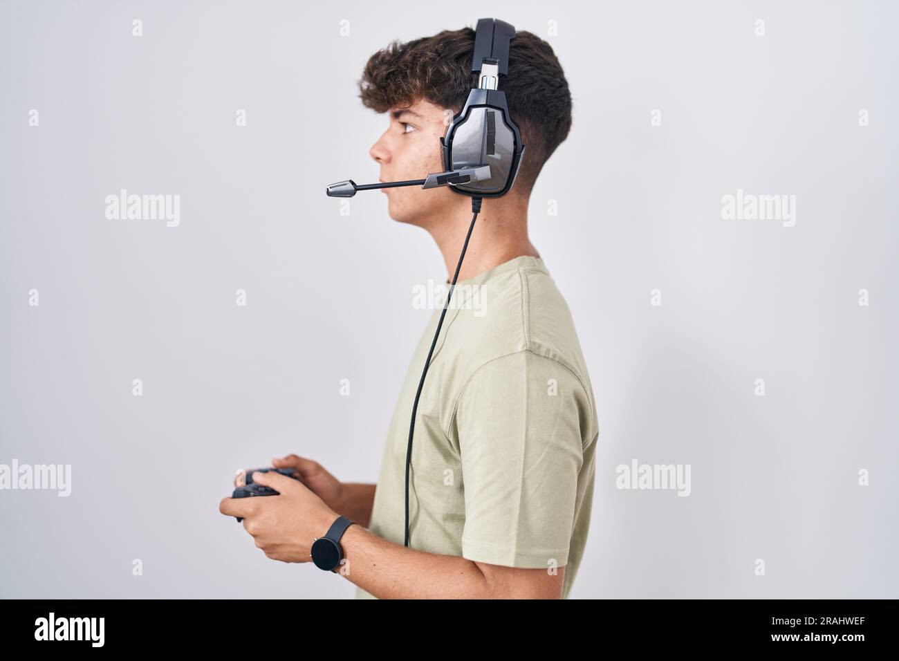 Teenager gamer boy silhouette hi-res stock photography and images - Alamy