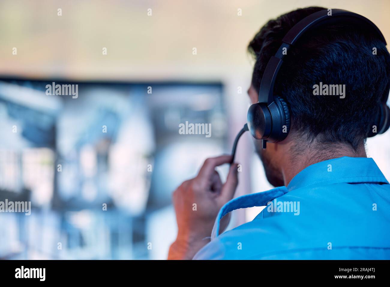 Dispatch communication hi-res stock photography and images - Alamy
