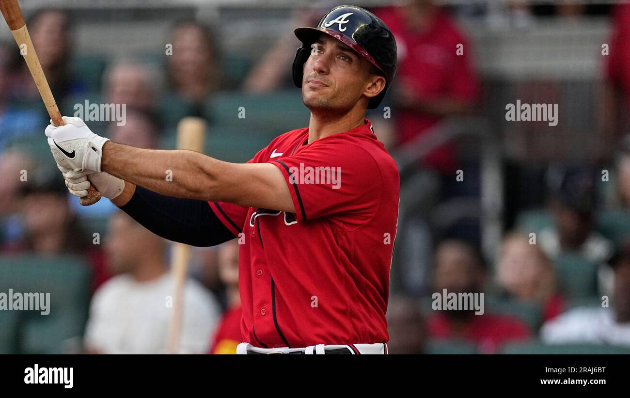 Atlanta Braves first baseman Matt Olson (28) hits a home run against ...