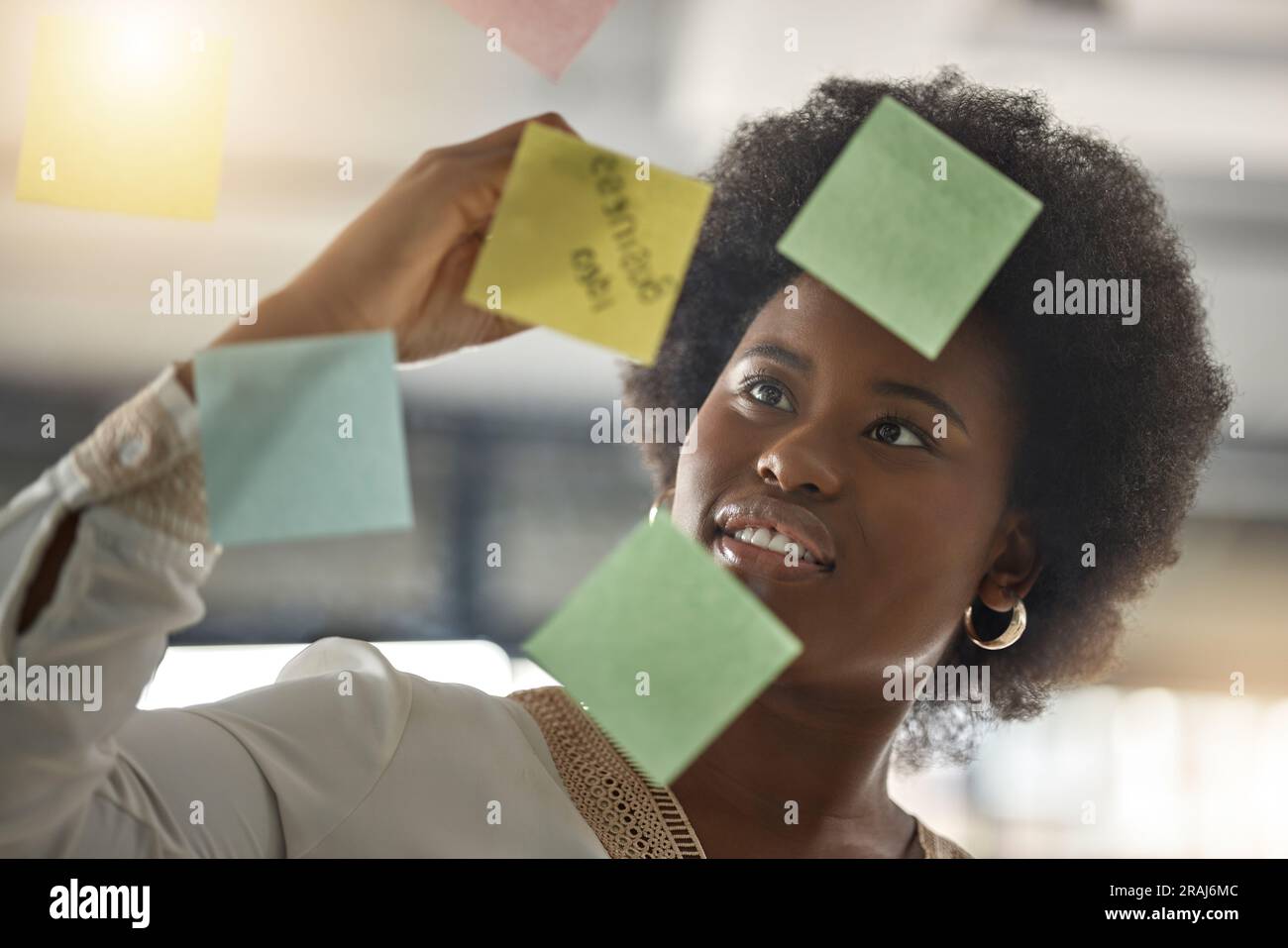 Woman face post it notes hi-res stock photography and images - Alamy
