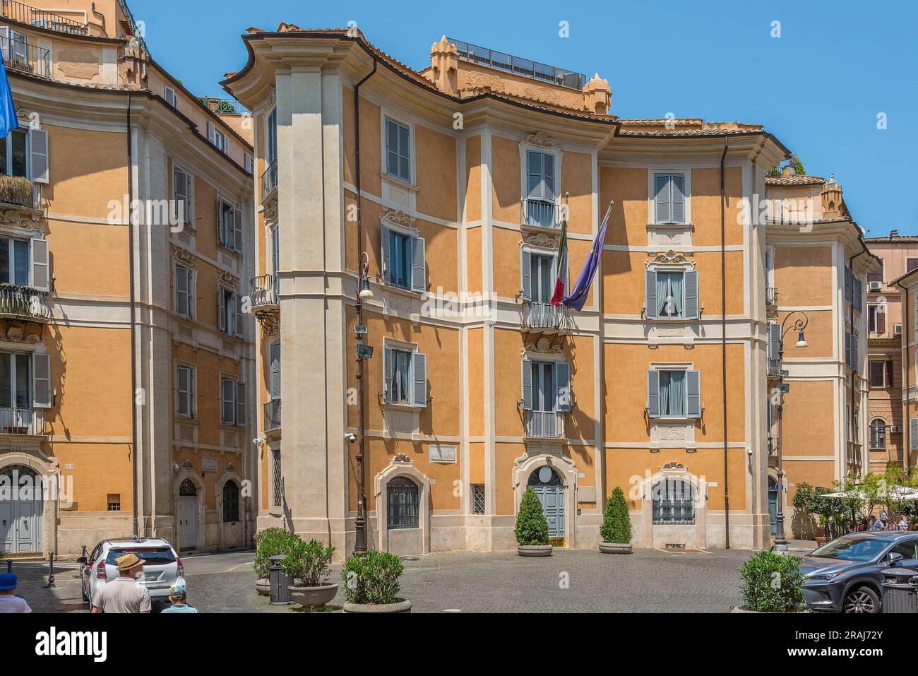 Mediterranean building with a renaissance windows Stock Photo - Alamy