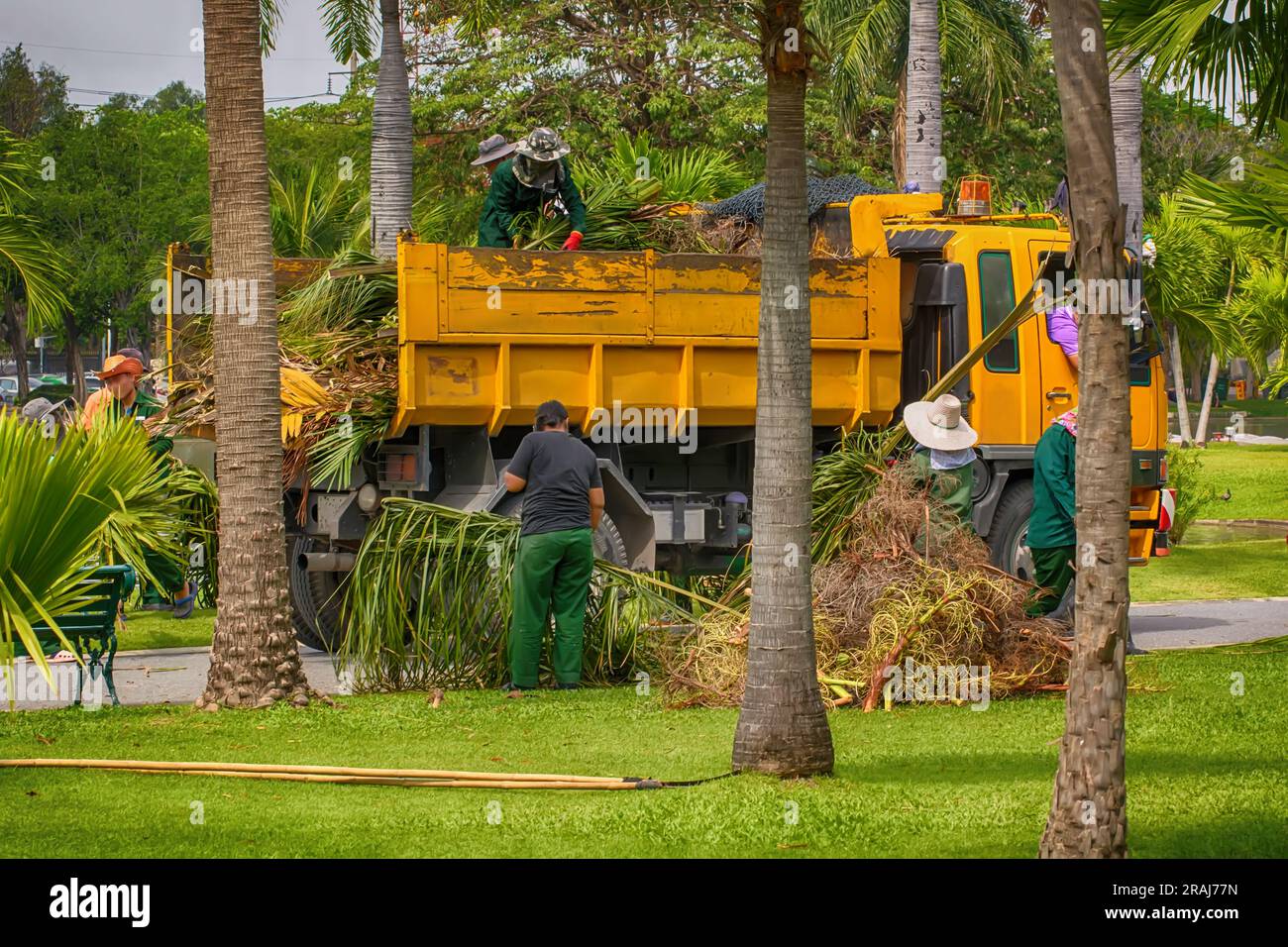 Car park waste bin hi-res stock photography and images - Alamy