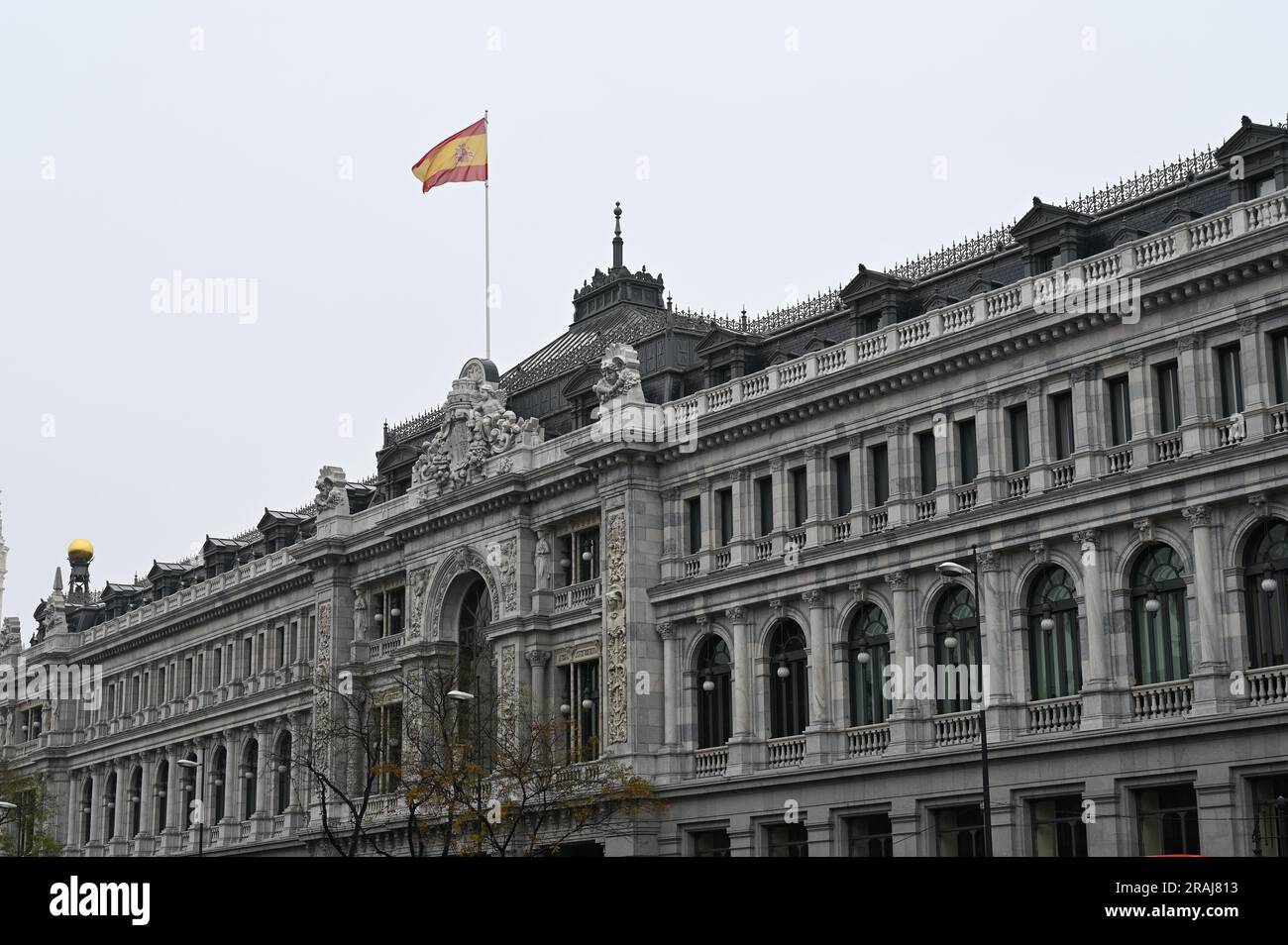 Metropolitan bank building hi-res stock photography and images - Alamy