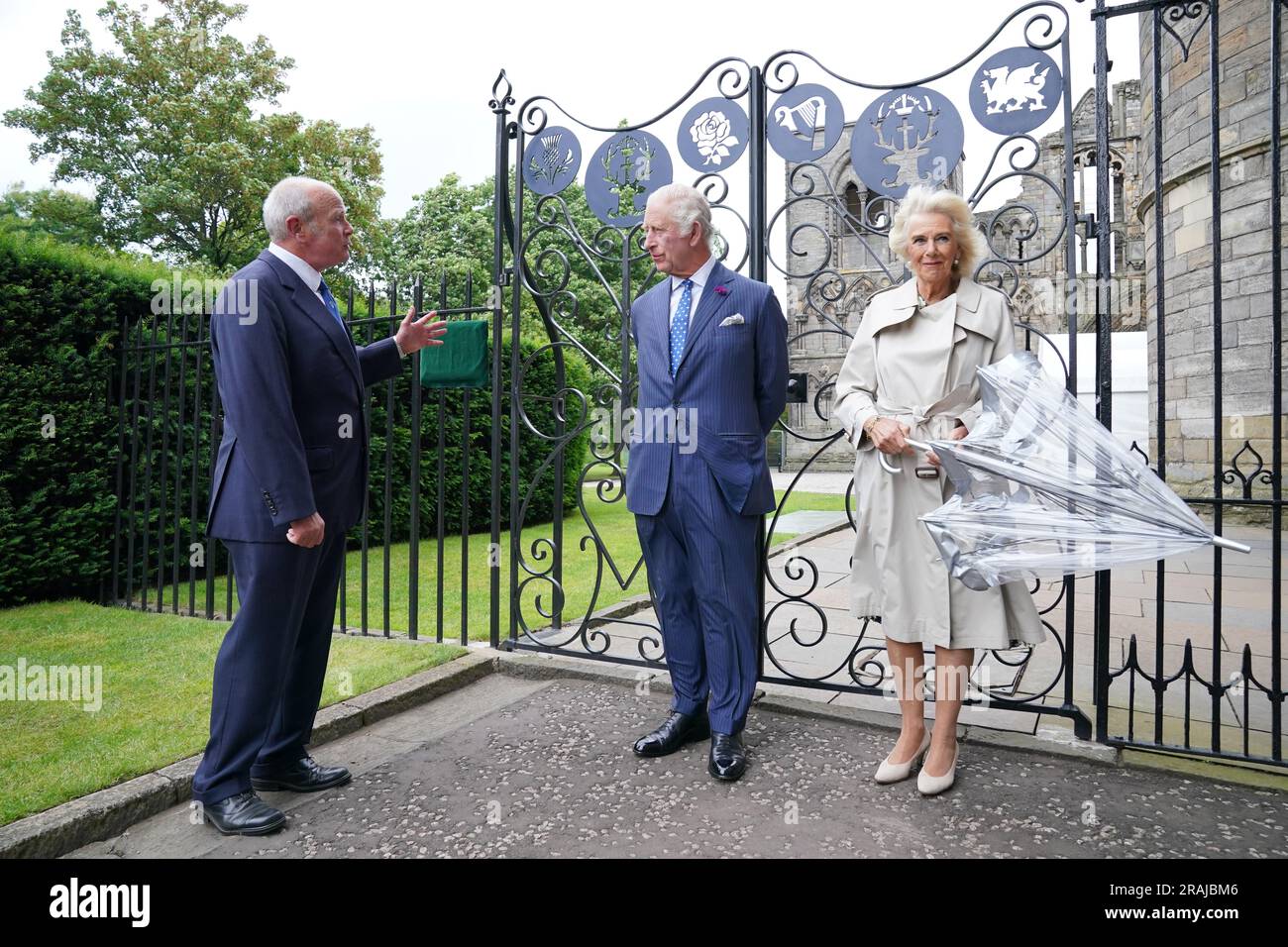 King Charles III and Queen Camilla speak with High Constable Ralph ...