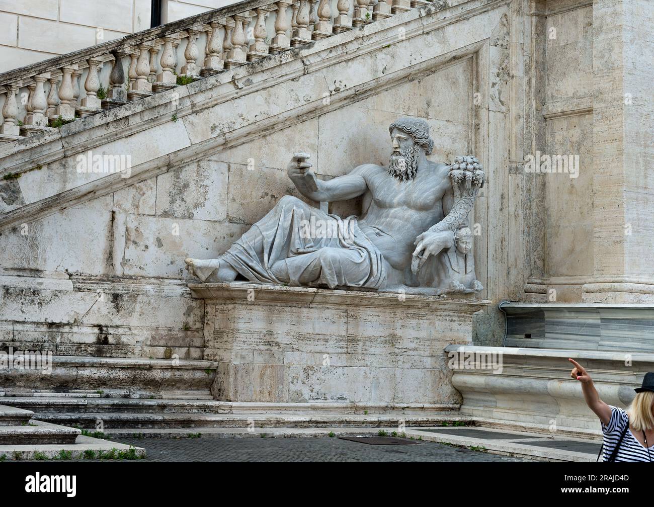 Statue Goddess Roma Fountain at Piazza del Campidoglio in Rome Stock ...