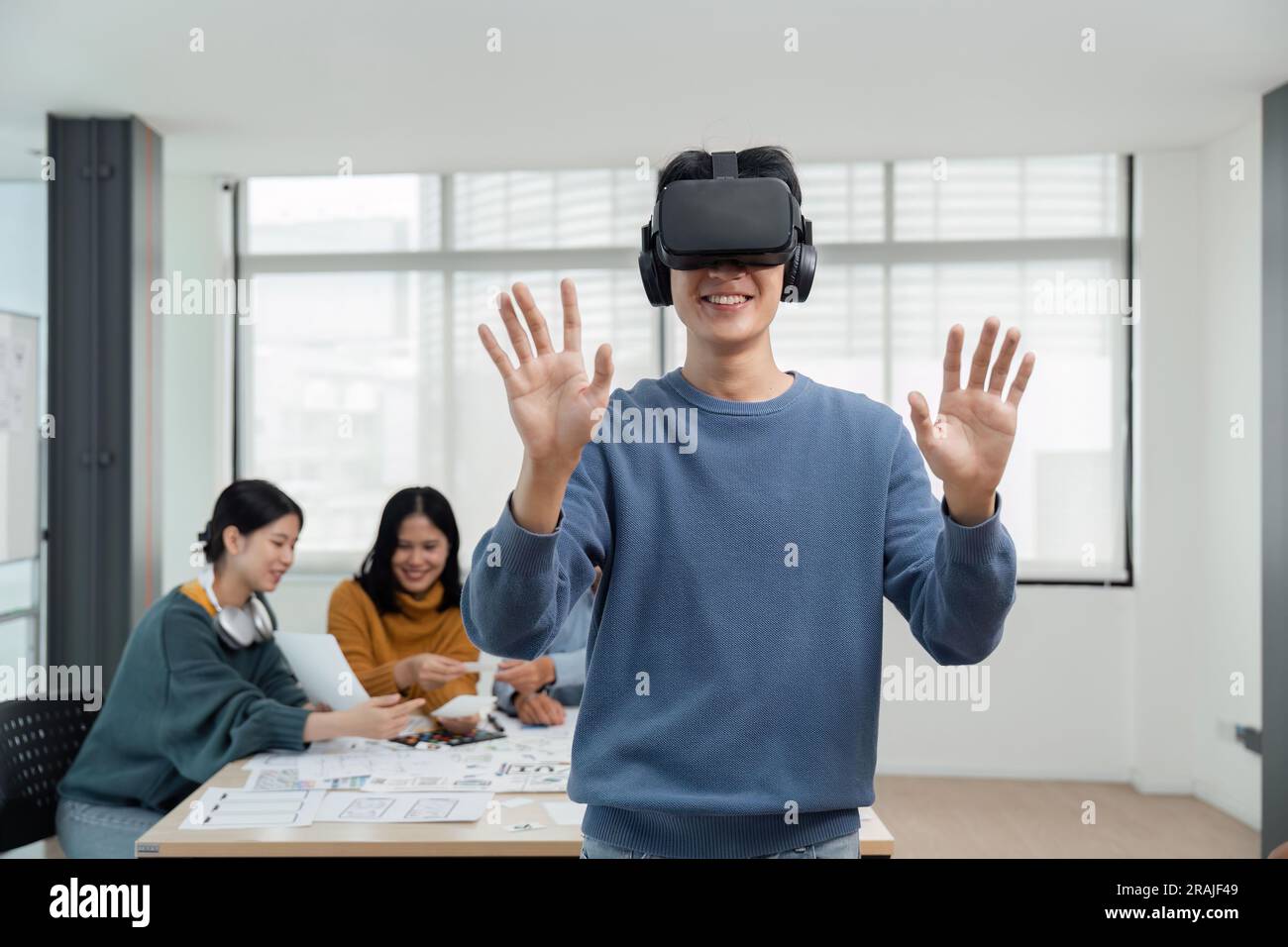 Video game designer team hi-res stock photography and images - Alamy