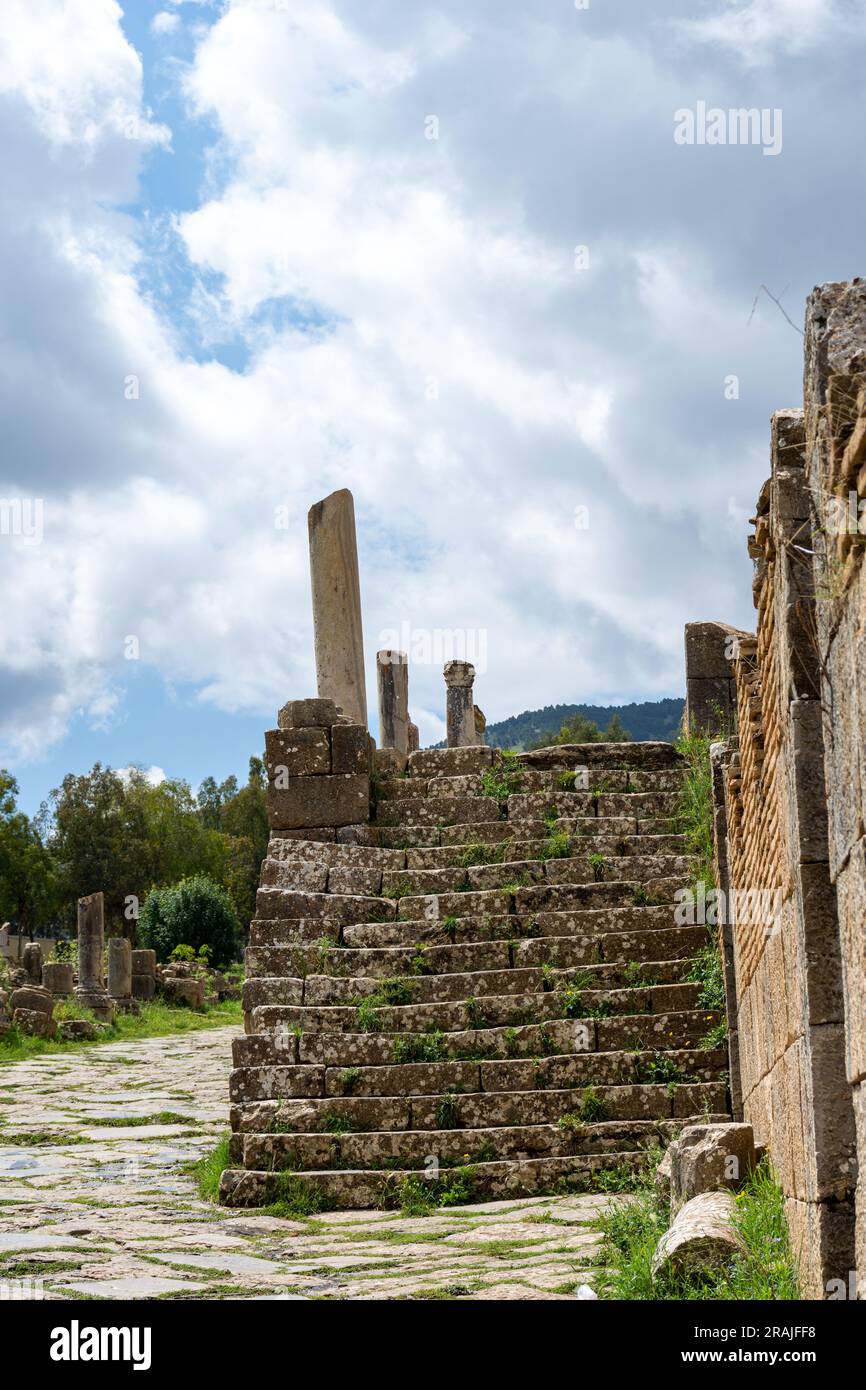 Roman stairs hi-res stock photography and images - Alamy