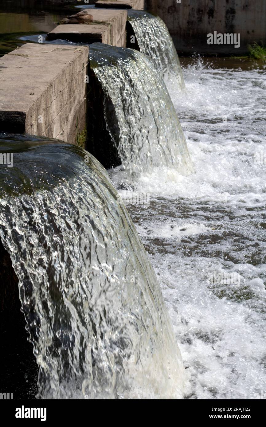 Overflow falling down hi-res stock photography and images - Alamy