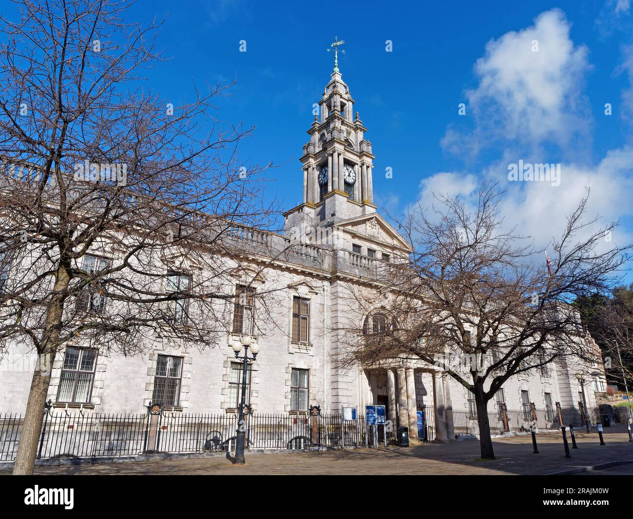 UK, Devon, Torquay, Union Street, Castle Circus, Torquay Town Hall ...