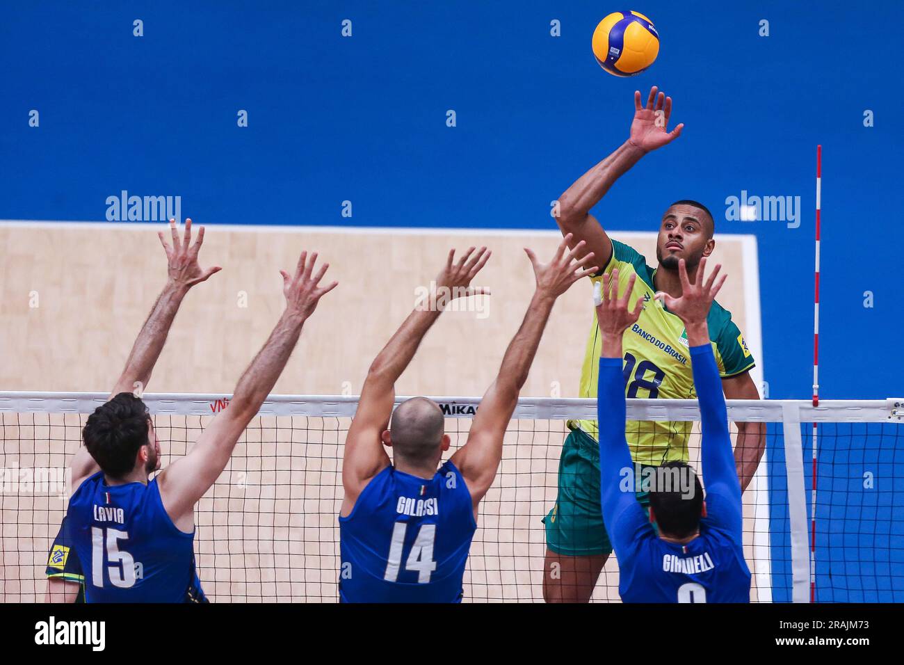 Pasay City, Philippines. 4th July, 2023. Ricardo Lucarelli Souza (top ...