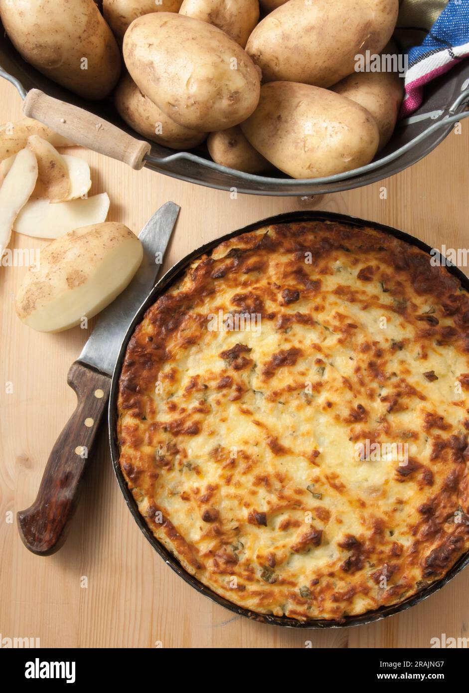 Potato pie hi-res stock photography and images - Alamy