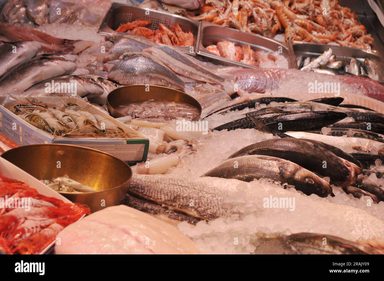 04 July 2023/Fish shops and se ood in toevehallerne Copenhaen in danish ...