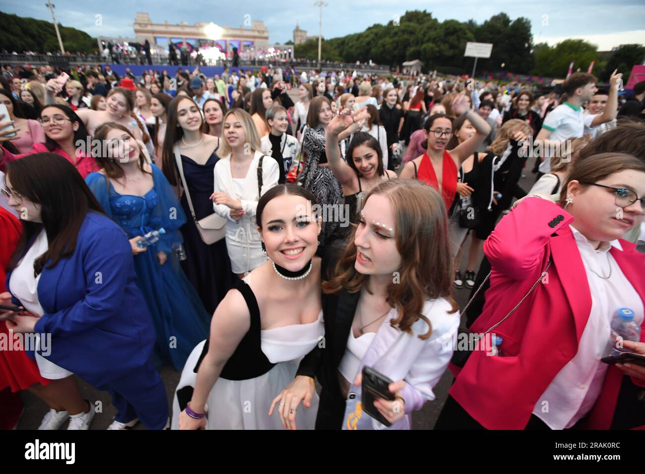 Moscow. Graduates at the citywide school graduation in Gorky Park Stock ...