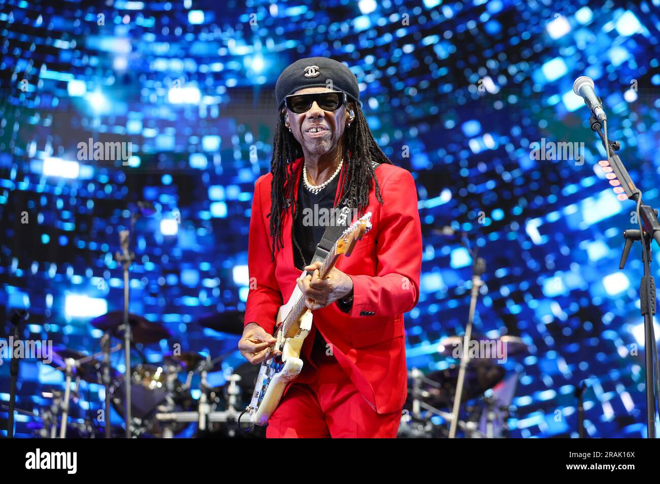 Nile rogers hi-res stock photography and images - Alamy