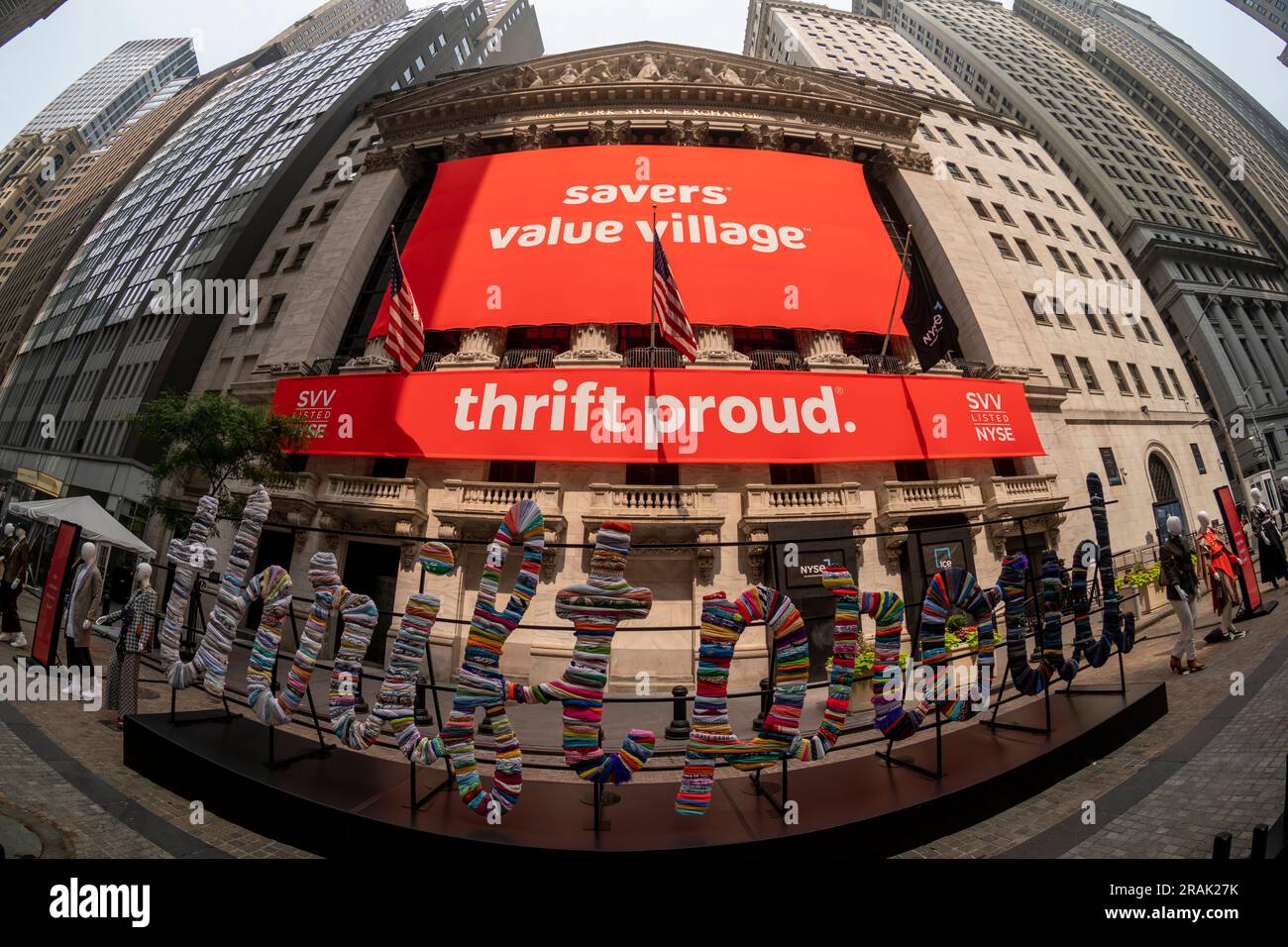 Savers value village hi-res stock photography and images - Alamy