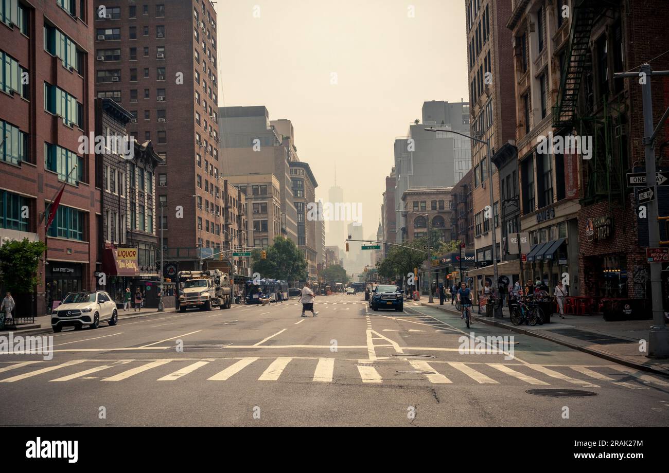 Smoky haze in New York looking down Sixth Avenue on Friday, June30 ...