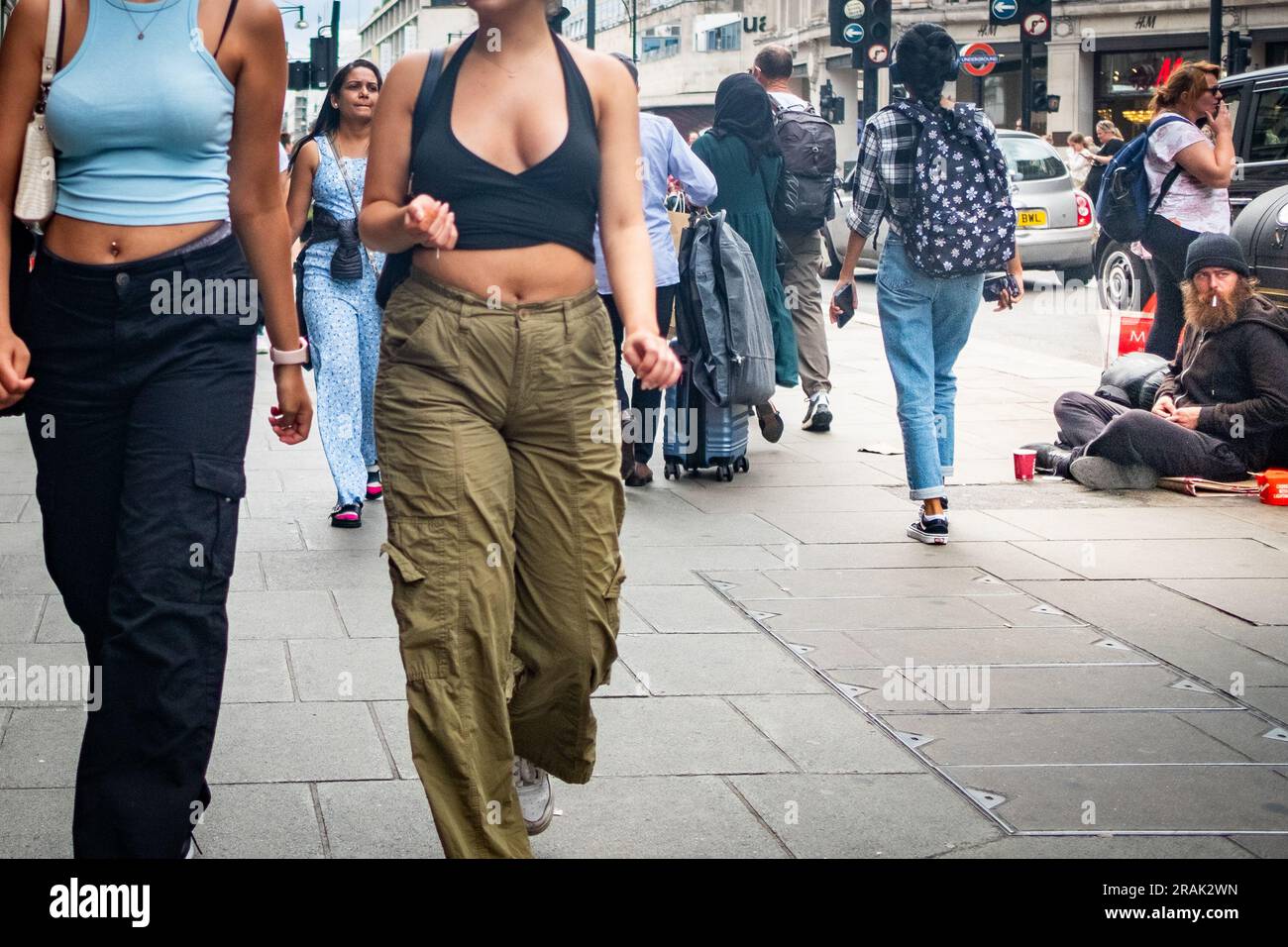 Homeless london street hi-res stock photography and images - Alamy