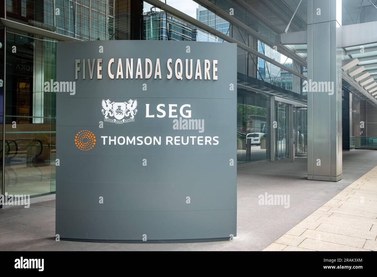 Lseg 5 canada square hi-res stock photography and images - Alamy