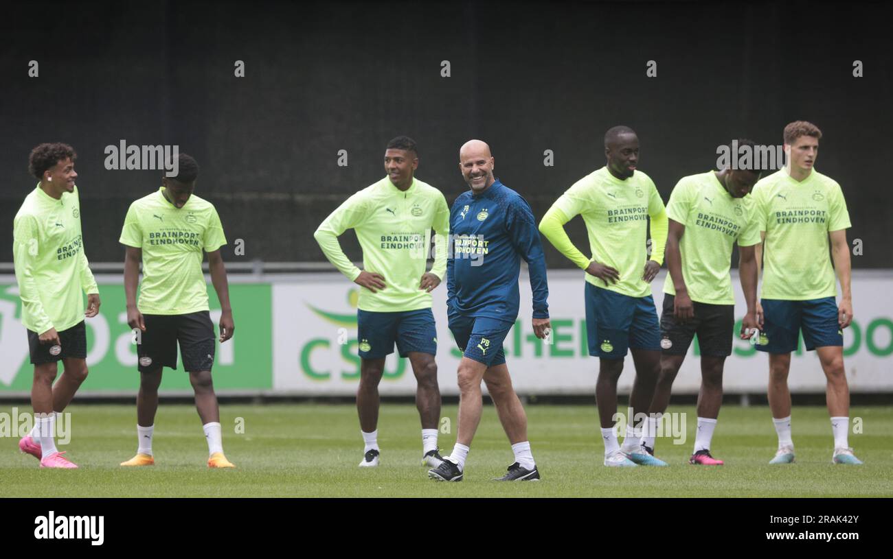 EINDHOVEN - PSV Eindhoven coach Peter Bosz during a PSV Eindhoven ...