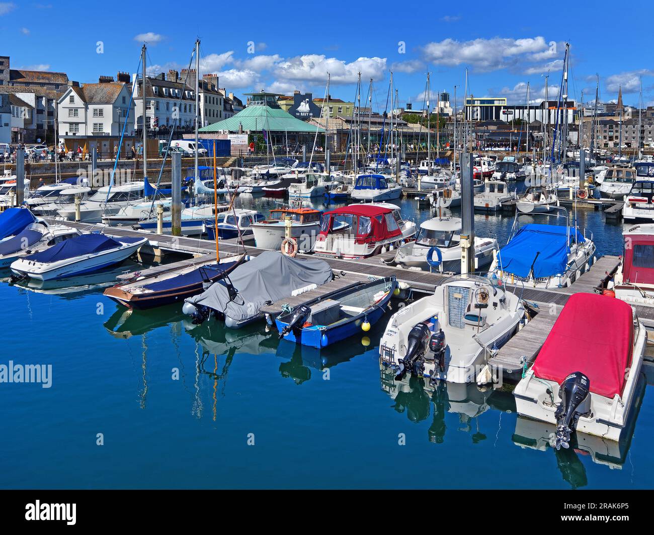 UK, Devon, Plymouth, The Barbican, Sutton Harbour, Harbourside and ...