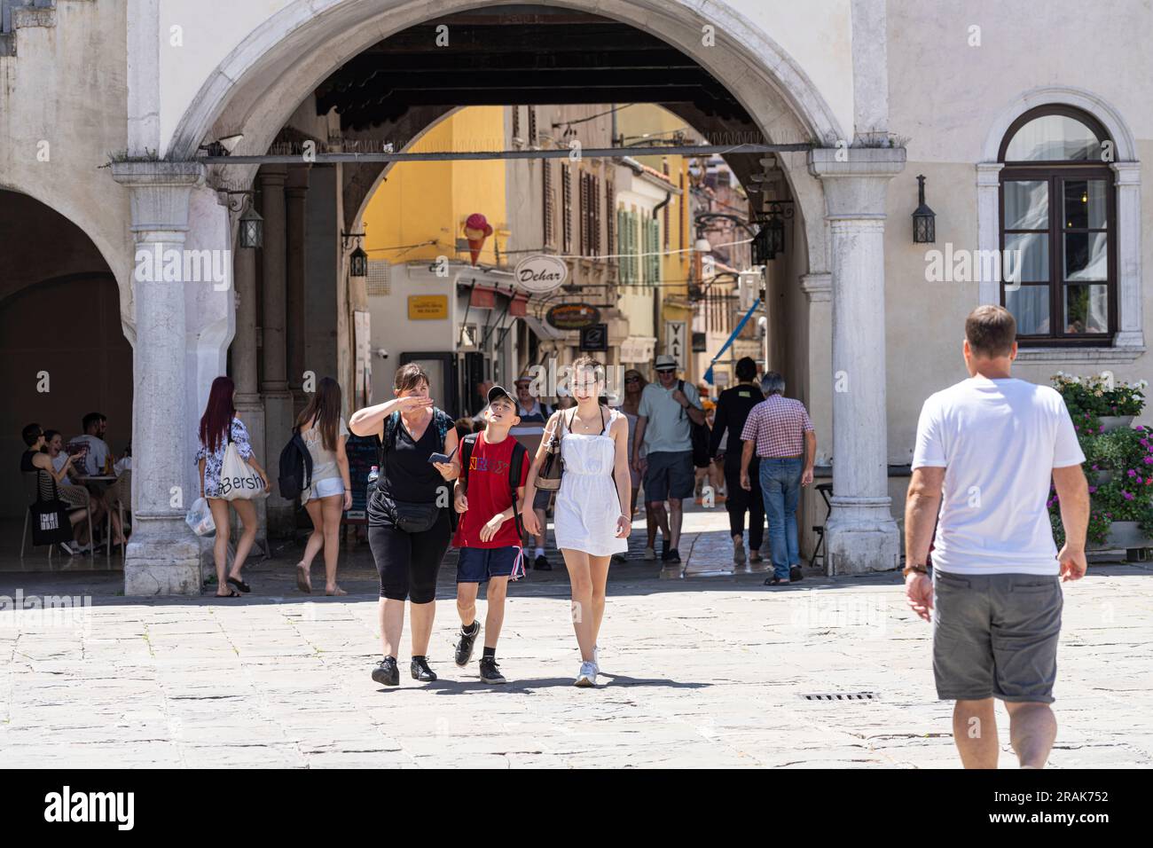 Tito square hi-res stock photography and images - Alamy