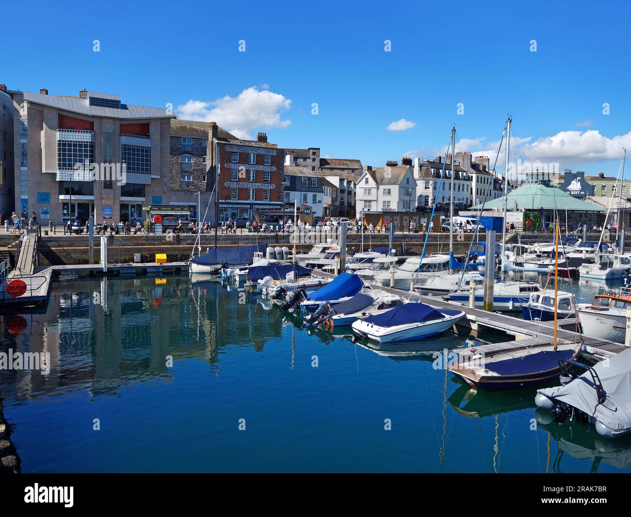 UK, Devon, Plymouth, The Barbican, Sutton Harbour, The Mayflower Museum ...