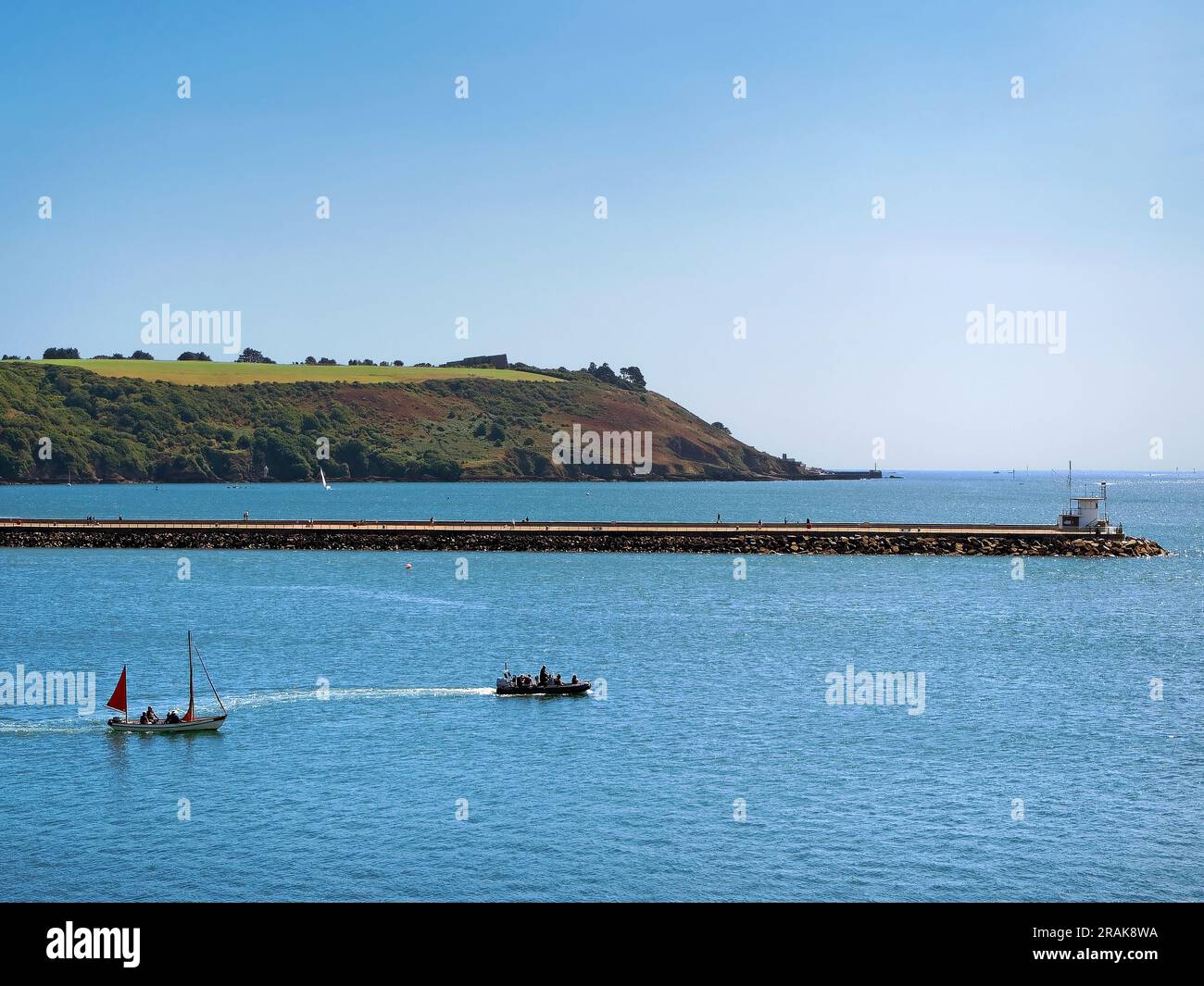 UK, Devon, Plymouth, The Hoe, Fort Bovisand and Mount Batten Breakwater ...