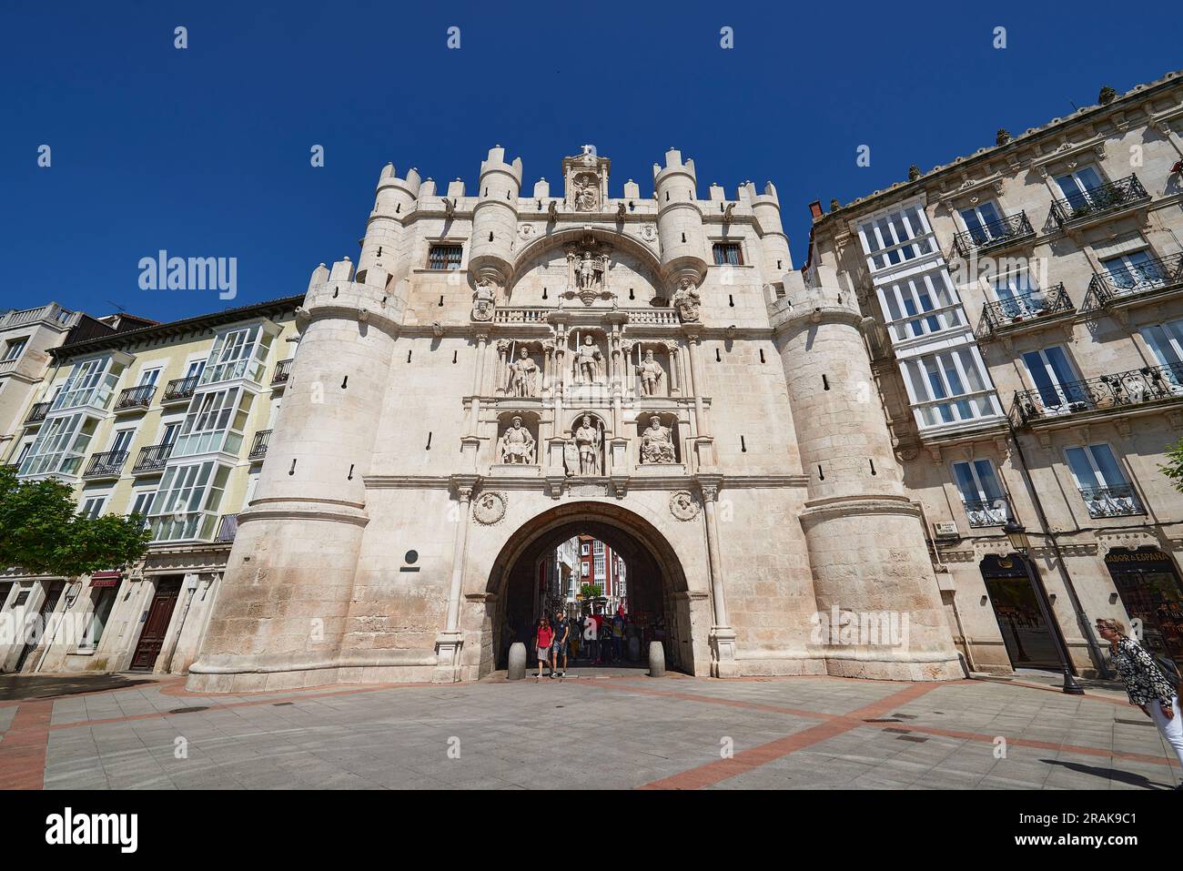 Historical urban hi-res stock photography and images - Alamy
