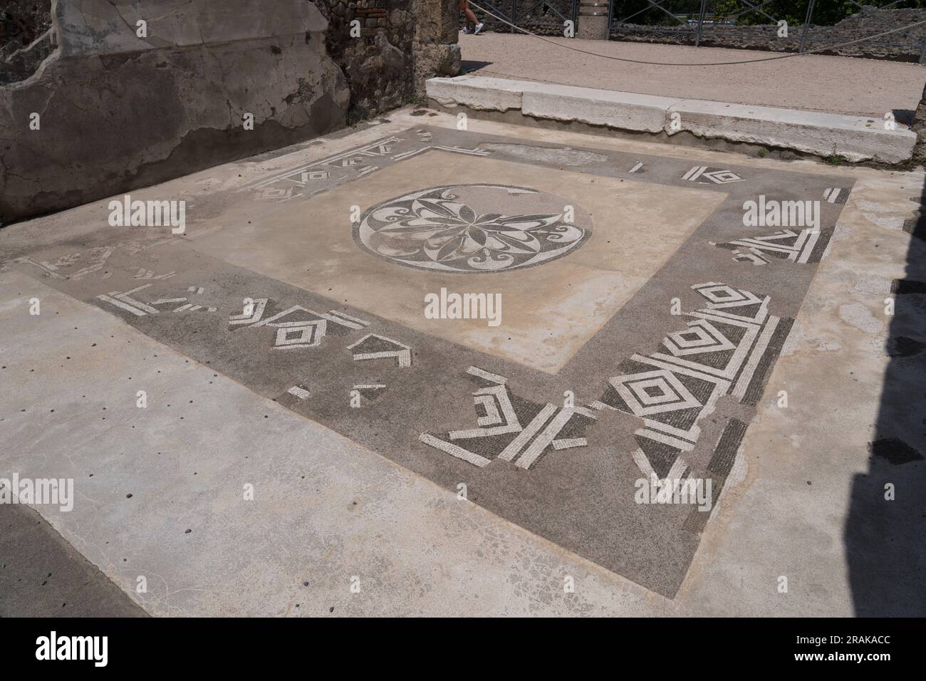 Pompeii floor tiles hi-res stock photography and images - Alamy