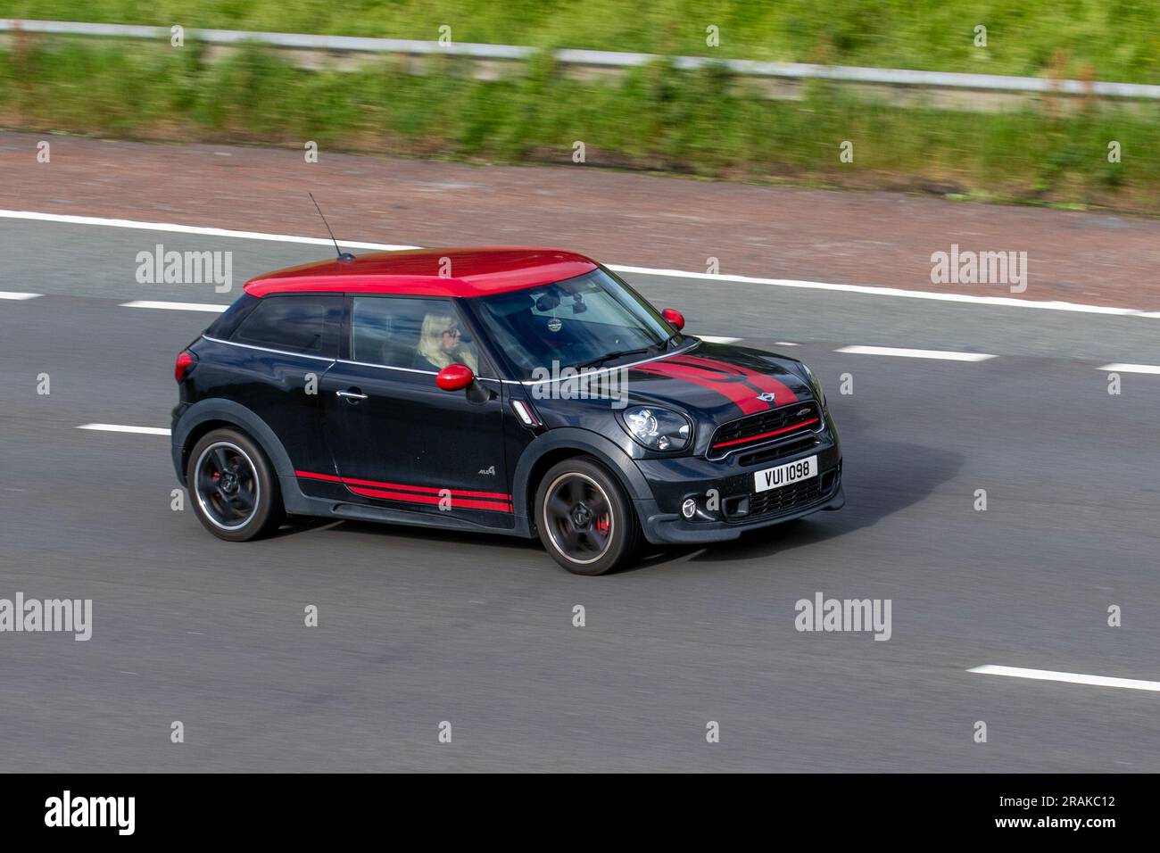 Mini paceman 1 6 john cooper works all4 3dr hi-res stock photography ...