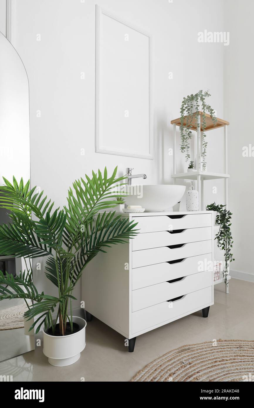 Bathing drawers hi-res stock photography and images - Alamy