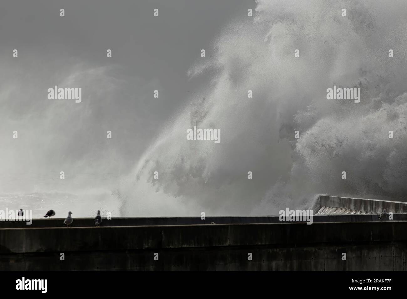 Heavy storm mouth douro hi-res stock photography and images - Alamy