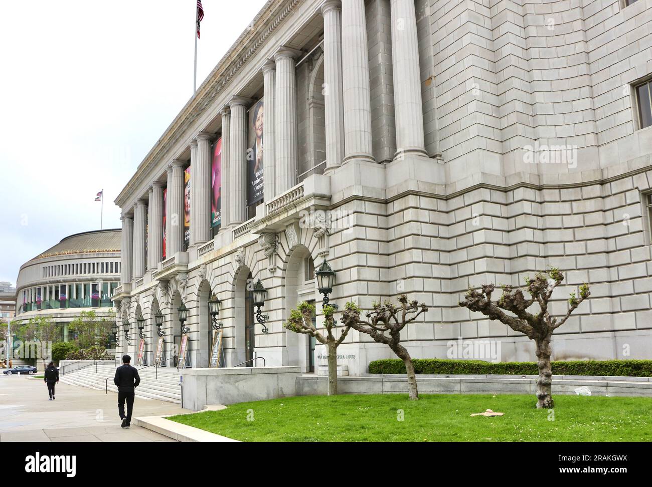 San francisco opera house hi-res stock photography and images - Alamy