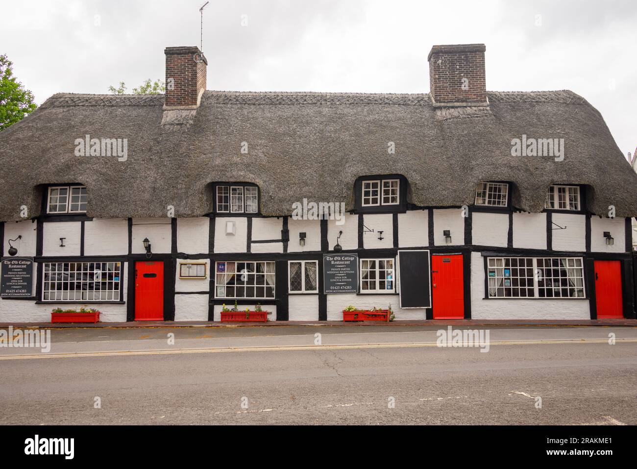 The Old Cottage thatched restaurant, Ringwood, Hampshire, UK Stock ...