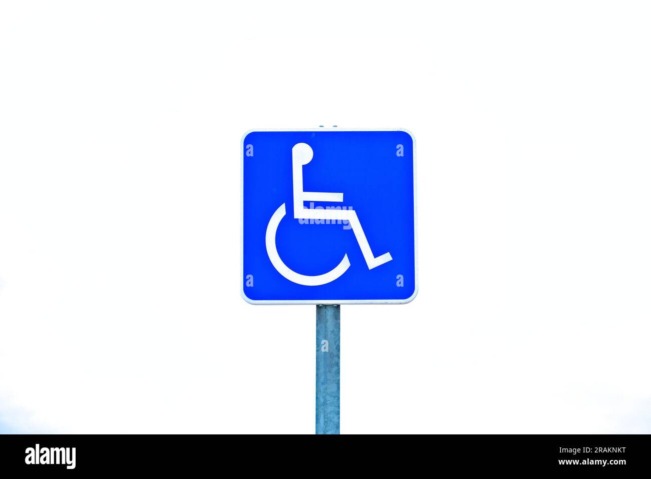 International Symbol of Access (ISA) street sign Stock Photo - Alamy International Symbol of Access (ISA) street sign Stock Photo - Alamy