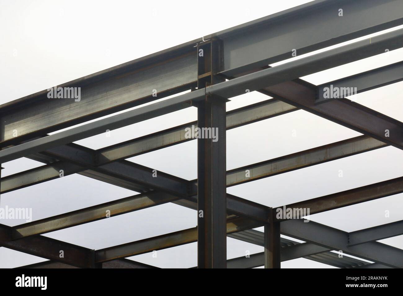 Steel structure frame of a building Stock Photo - Alamy