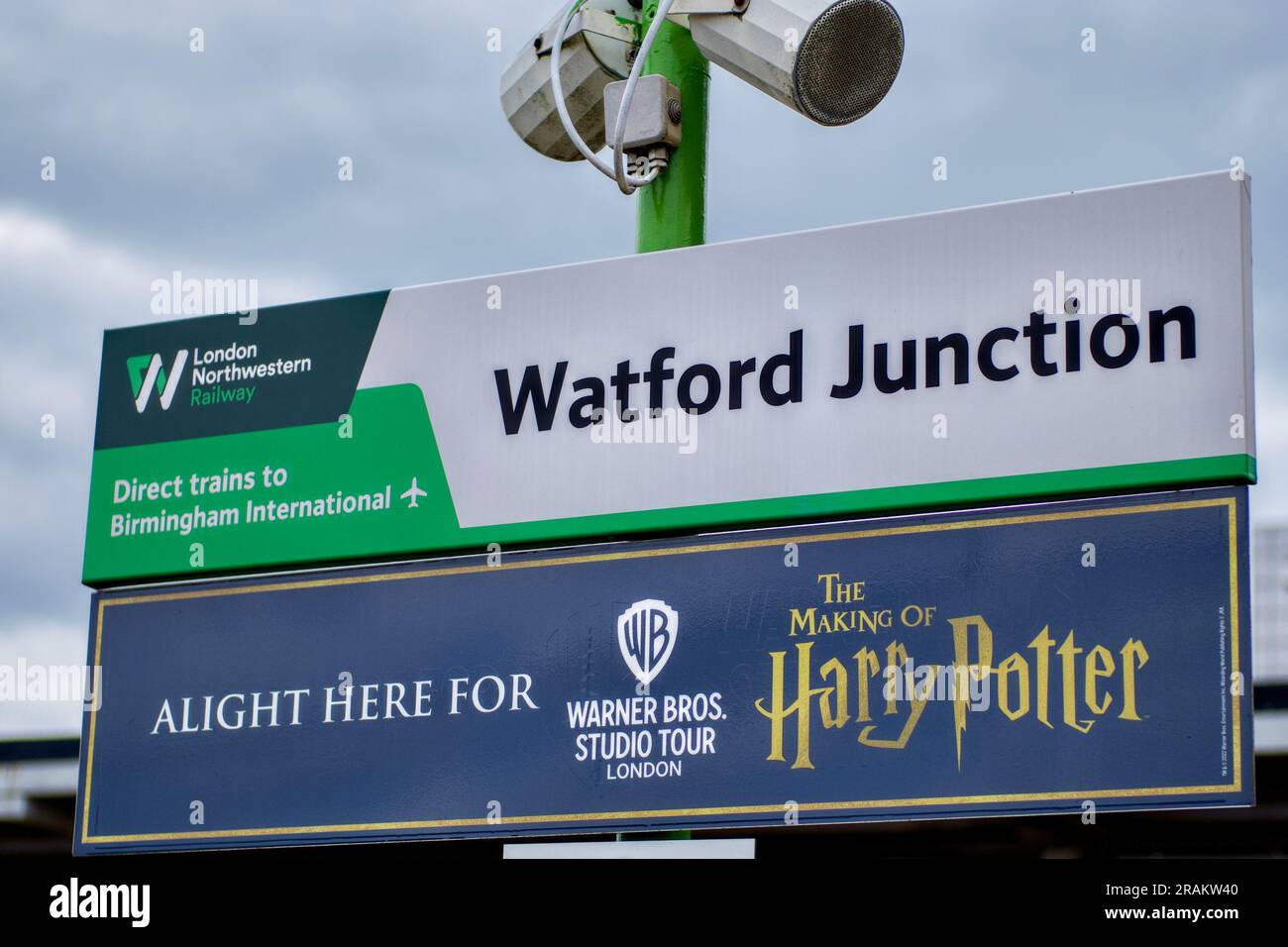 Watford Junction Platform Sign with Harry Potter Studio Tour Sign ...