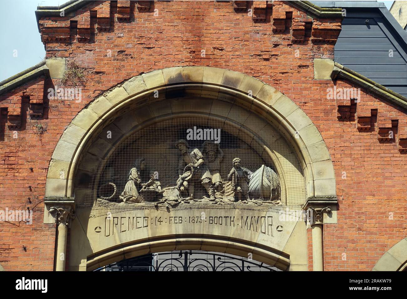 Manchester wholesale fish market hi-res stock photography and images ...