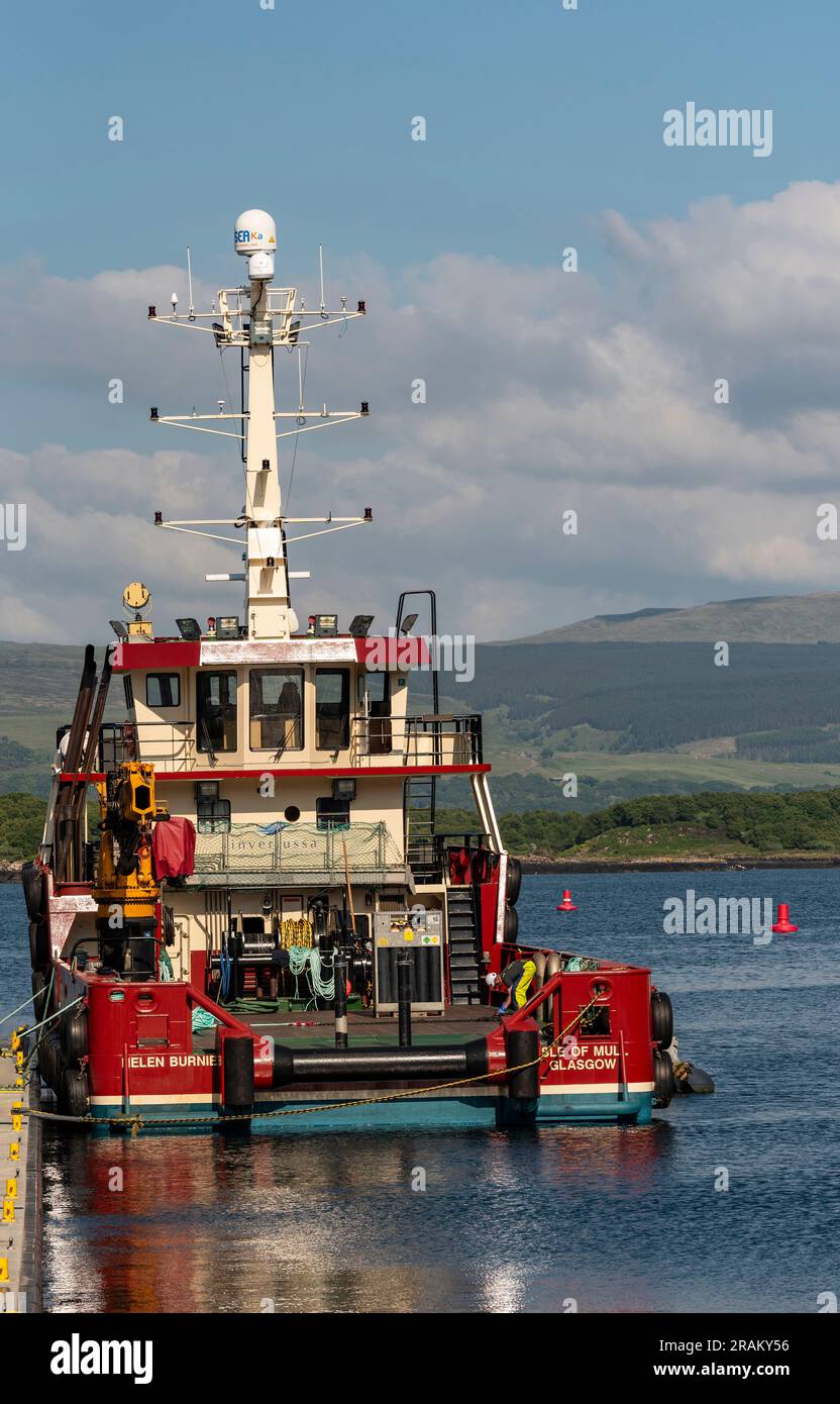 Triple screw support vessel hi-res stock photography and images - Alamy