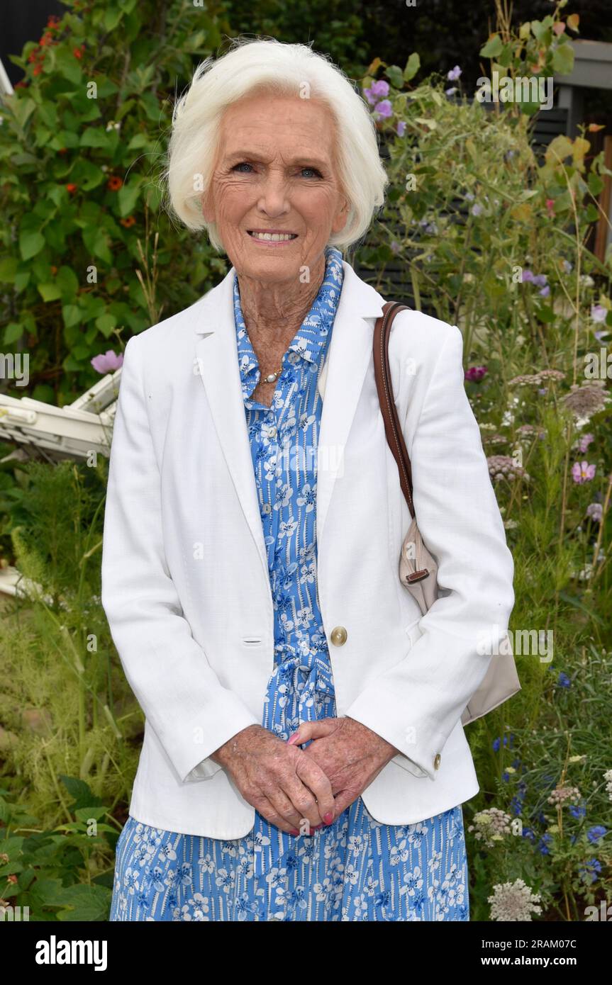 3 July 2023. East Molesey, Surrey, UK. Dame Mary Berry at the 2023 RHS ...